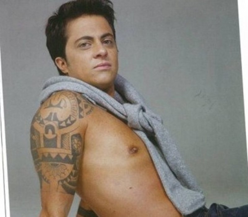 Foto de Thammy Miranda com volume na sunga chama atenção de internautas ...